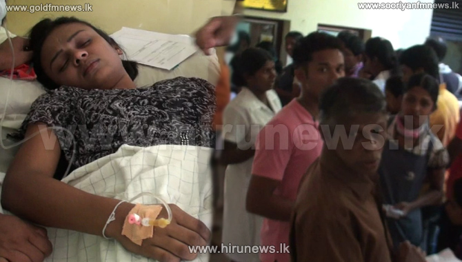 300 Employees of a garment factory in Balangoda admitted to hospital ...