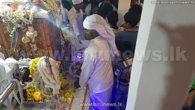 Sri Pada season begins (Photos) - Hiru News - Srilanka's Number One ...