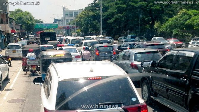 TRAFFIC CONGESTION AROUND THE TOWN HALL DUE TO A PROTEST - Gold FM News ...
