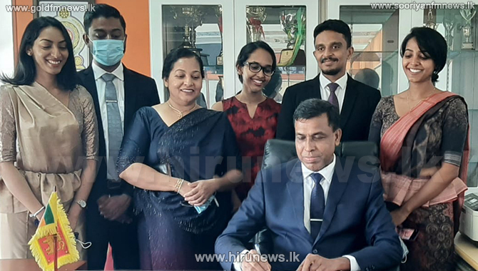 34th Inland Revenue Department Commissioner-General assumes duties ...