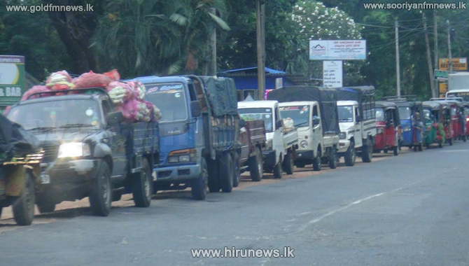 Dambulla Economic Centre opens - Large queue of vehicles seen at the ...