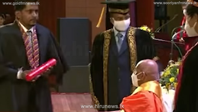 Colombo Uni release statement after graduates snub Uni Chancellor ...