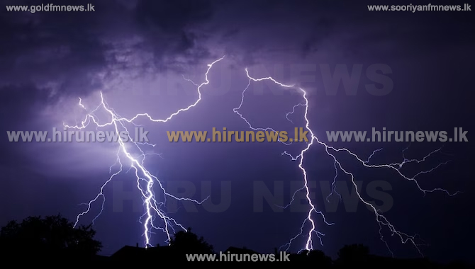Lightning in Gujarat during unseasonal rain - 20 killed - Hiru News ...