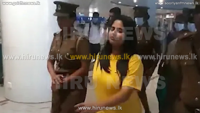 Thilini Priyamali acquitted from cheque fraud case - Hiru News ...