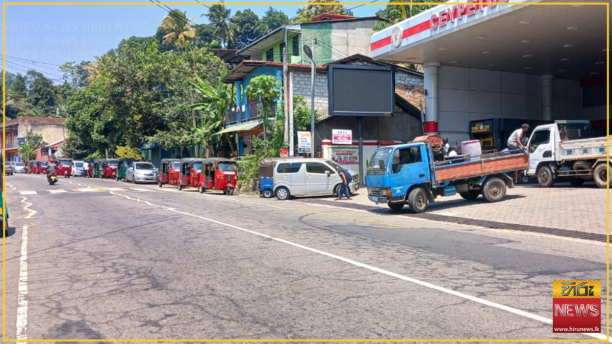 Long queues at Kandy filling stations - Hiru News - Srilanka's Number ...