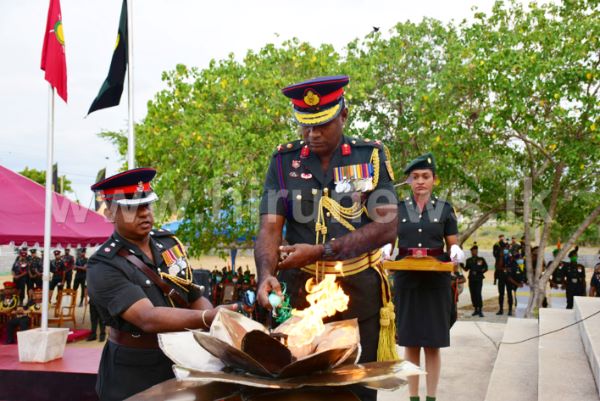 Hasalaka Gamini remembered on 29th death anniversary (pictures) - Hiru ...