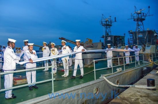 SLNS 'Weeraya' & 'Jagatha' bid farewell to the Sri Lanka Navy (Photos ...