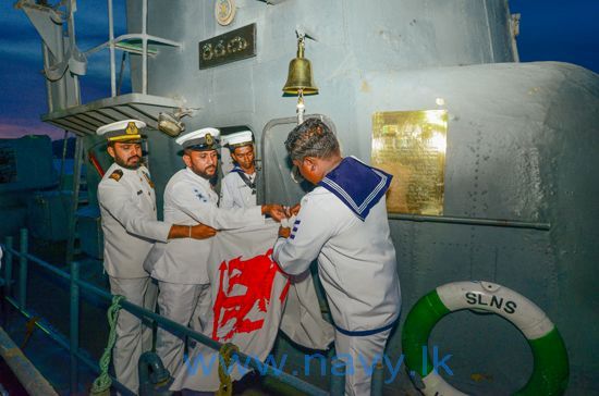 SLNS 'Weeraya' & 'Jagatha' bid farewell to the Sri Lanka Navy (Photos ...