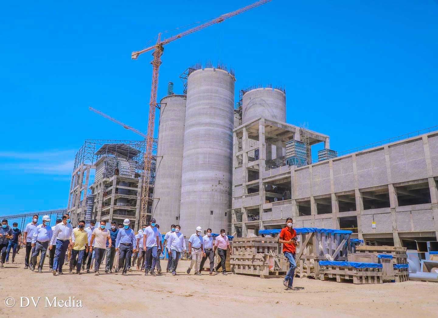 Youth Minister, Aviation State Minister visiting LANWA SANSTHA Cement ...